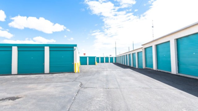 Self Storage Facility in Roy-Riverdale | Alpine Storage